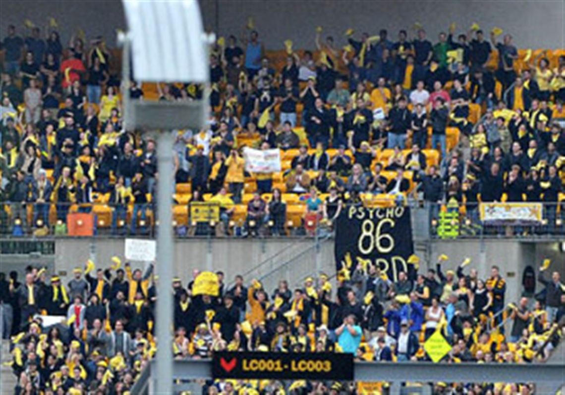 Heinz Field gets roughed up in Batman filming | Pittsburgh Post-Gazette