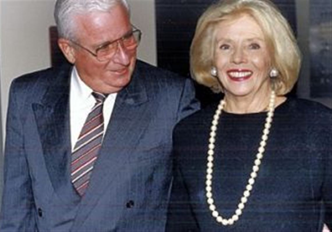 Obituary: Patricia Modell / Actress was wife of ex-NFL owner ...