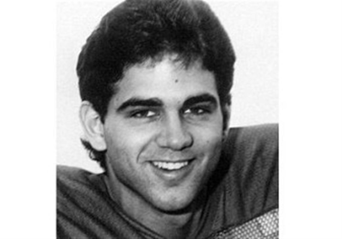 Obituary: Joseph Carl Felitsky / Quarterback who played at Central ...