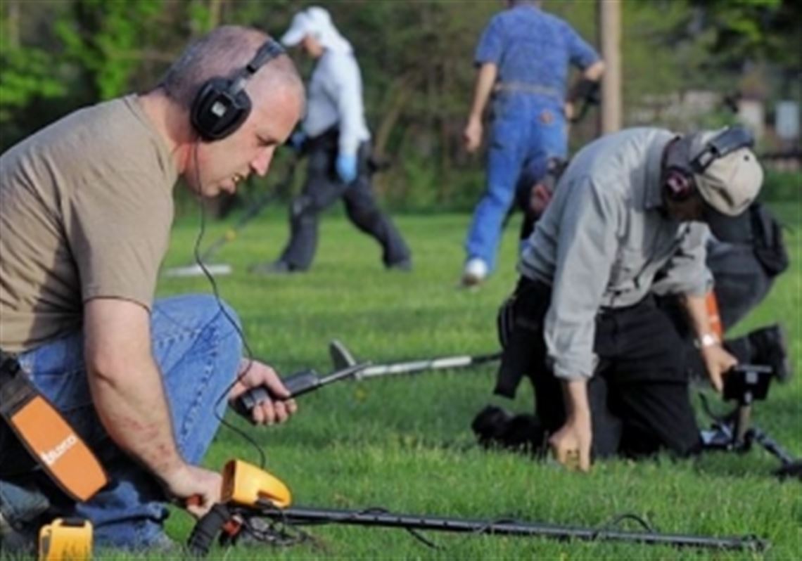 Metal detectors dig up history | Pittsburgh Post-Gazette