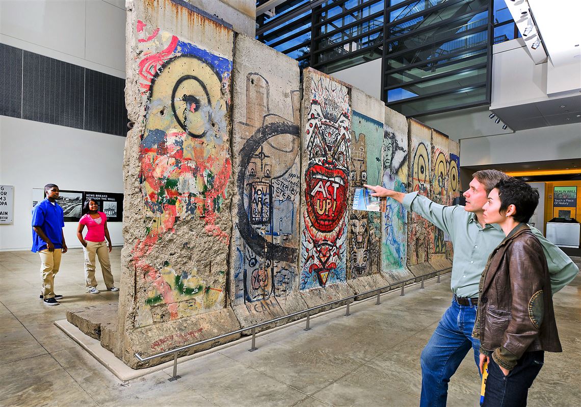 Berlin Wall Information