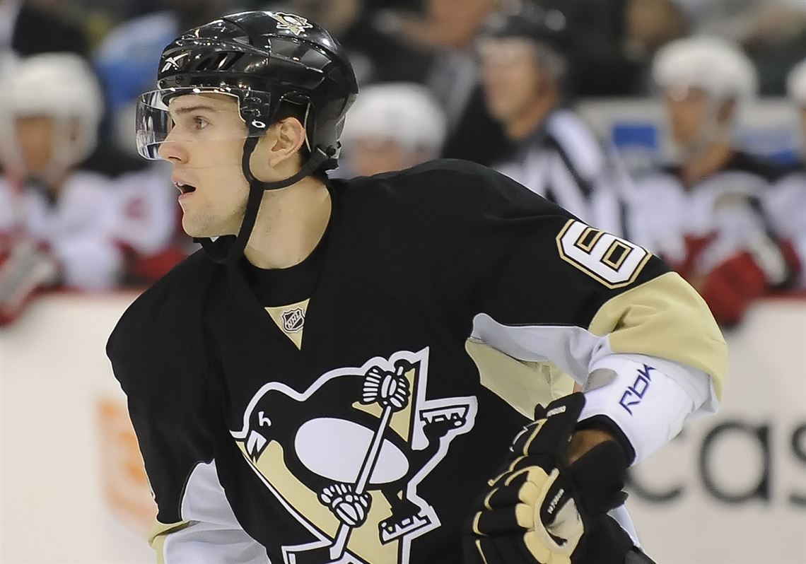 Penguins GM adds considerable experience to corps of defensemen ...