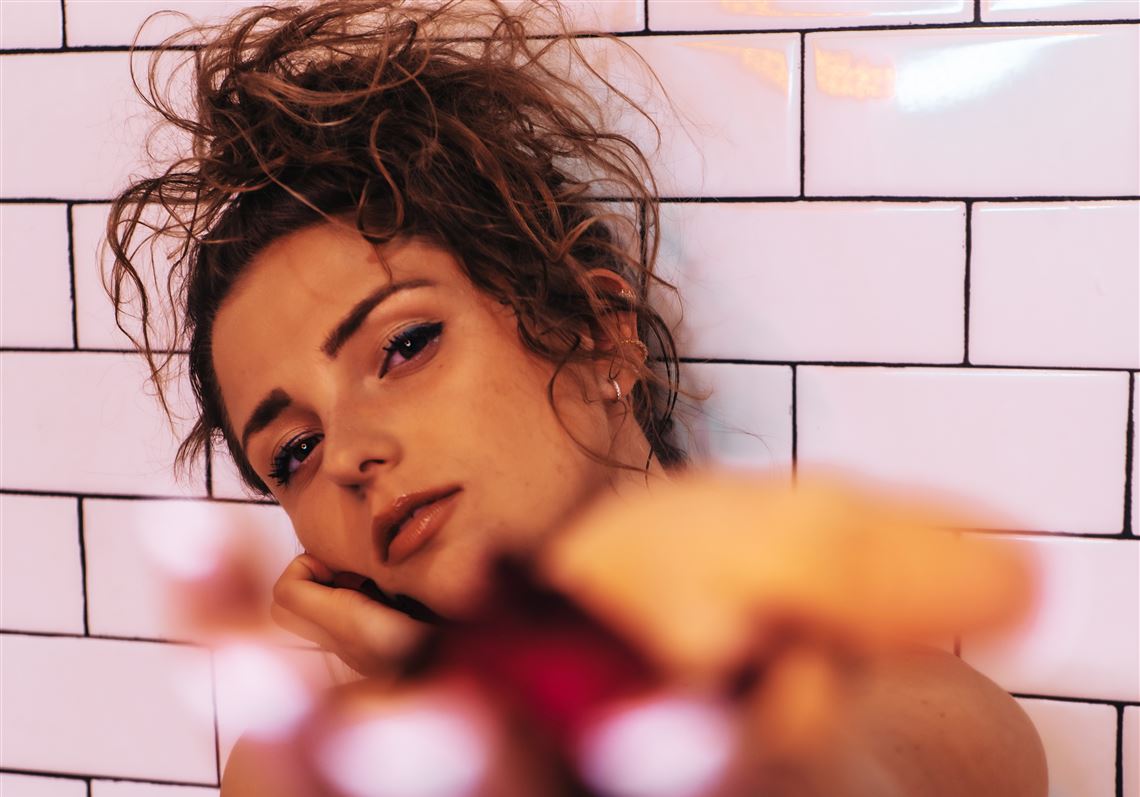 Pittsburgh singer KELS flashes jazz roots on a pair of stunning neosoul ...