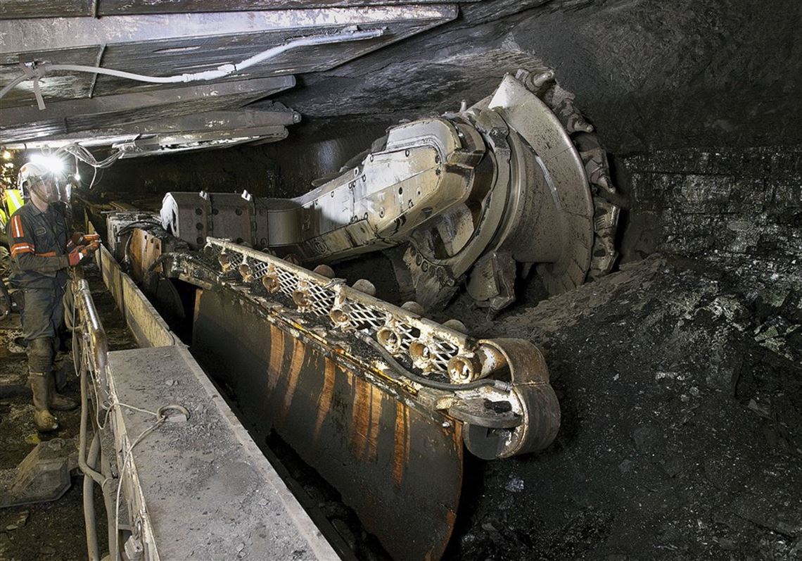 Consol Energy, finding hungry industrial plants abroad, mines more coal ...