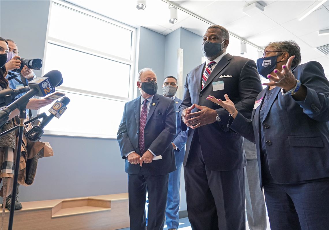 Anthony Hamlet and other Pittsburgh school officials to meet with City ...