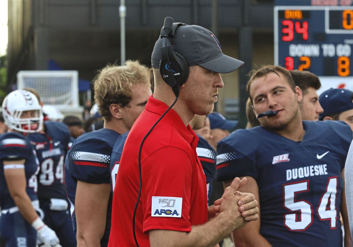 Former Pine-Richland quarterback Kevin McCabe enters TV booth for ...