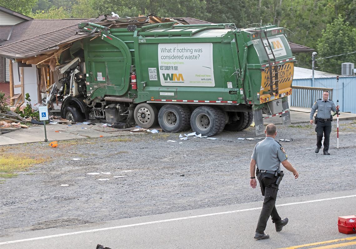 Collision between two garbage trucks in Butler County kills one ...