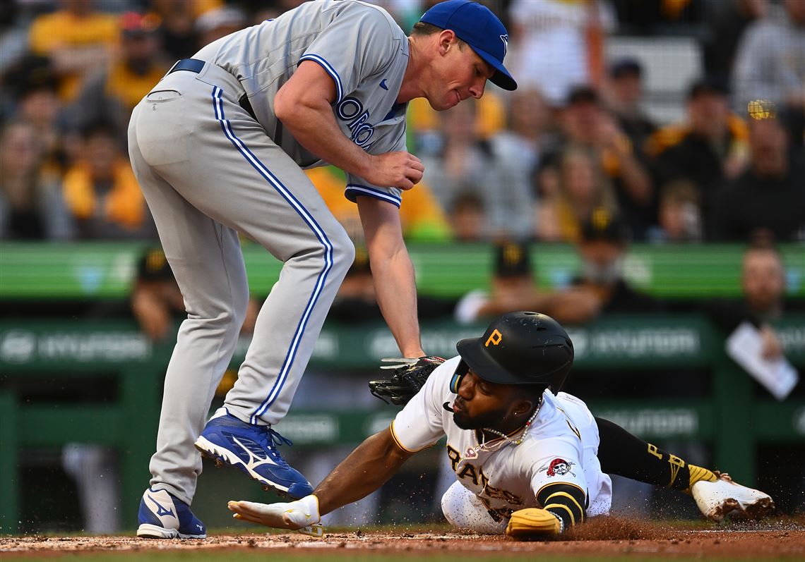 'We got over-aggressive': Outs on bases prove costly, as Pirates fall ...