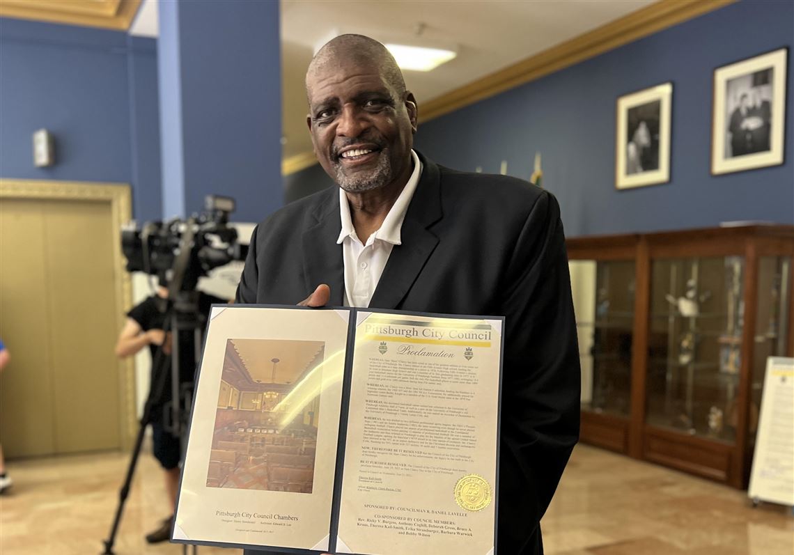 Pitt basketball legend Sam Clancy honored with proclamation by City ...