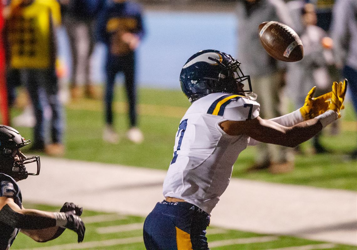 Central Catholic receiver Pete Gonzalez commits to Penn State ...