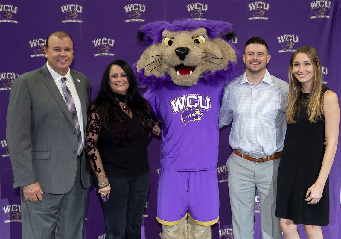 'This guy is gonna do his thing': Past collaborators give a peek into ...