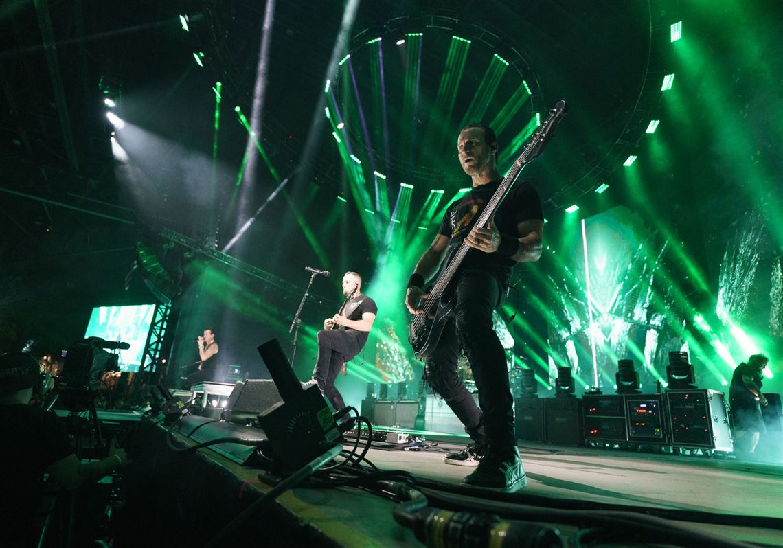 Creed had something immediate to say with first Star Lake show in 15 ...