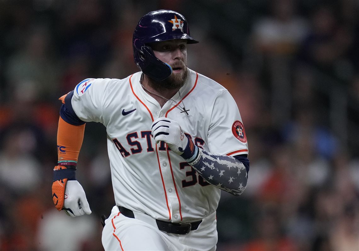Pirates release 1B/OF Trey Cabbage, who's headed to Japan instead ...