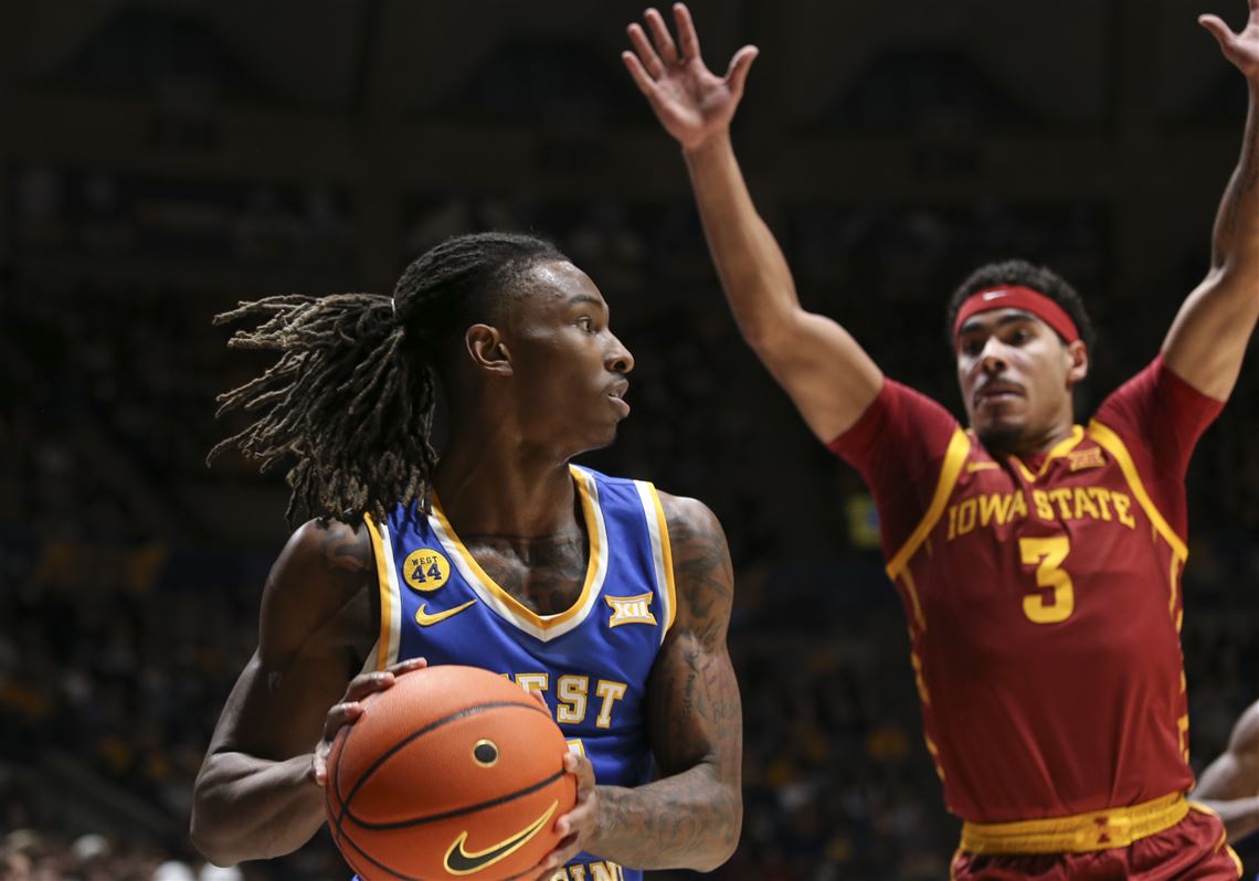 Javon Small scores 27 as West Virginia men's basketball beats No. 2 ...