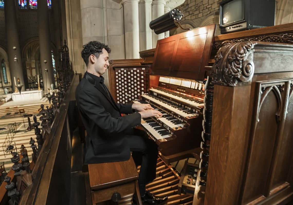 Pittsburgh organists perform on New York instrument restored after fire ...