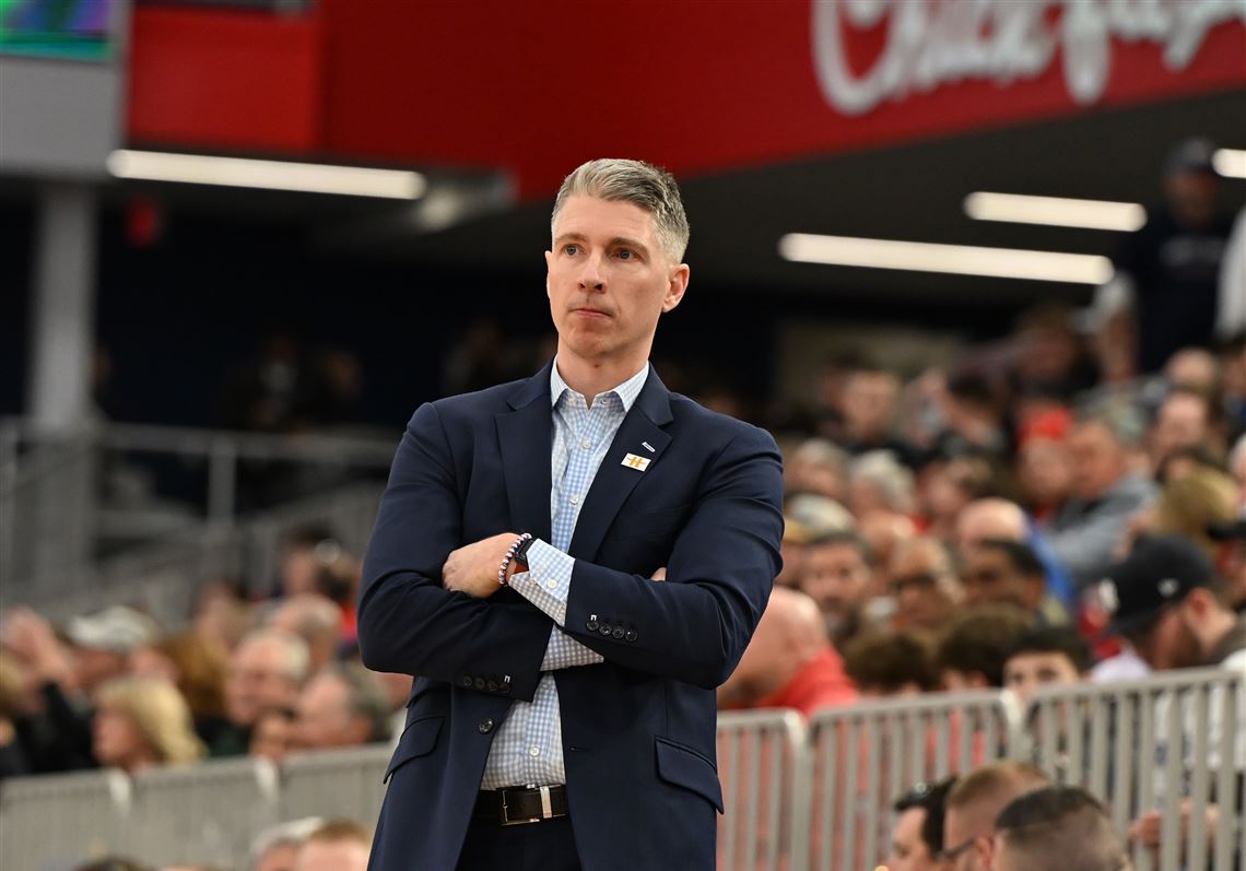 With NCAA tournament berth within reach, Robert Morris' Andy Toole ...