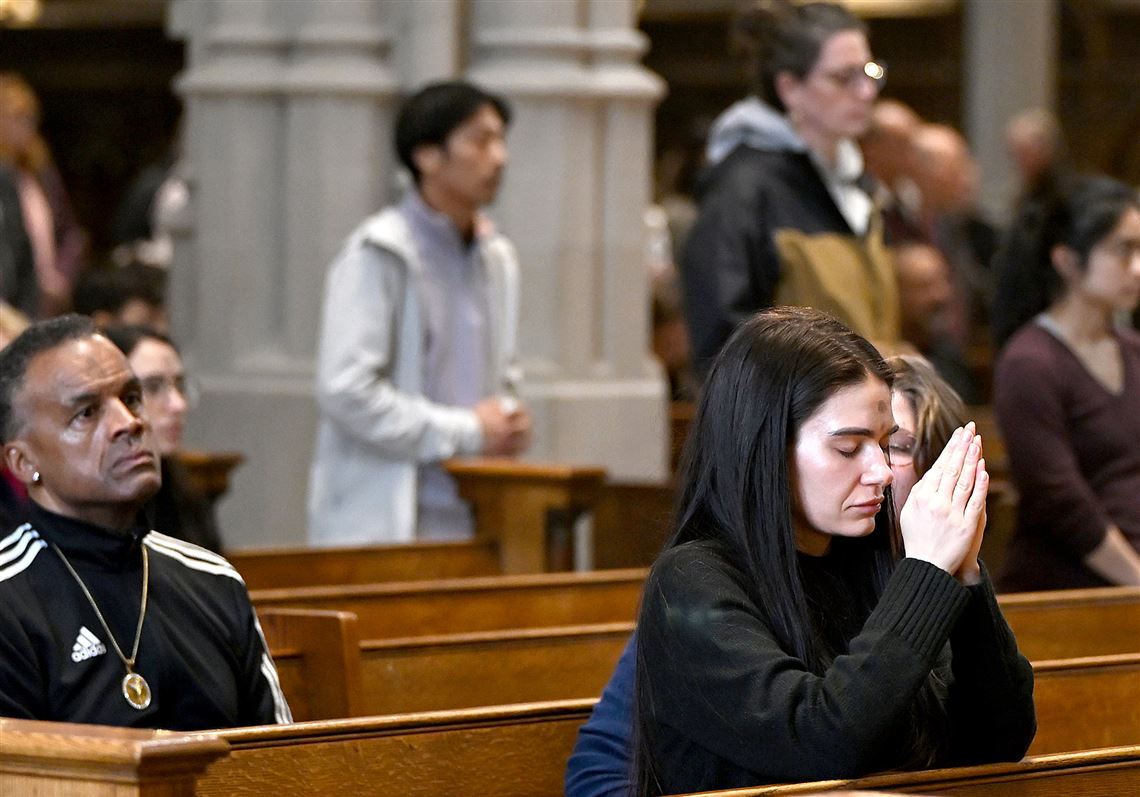 Pittsburgh-area Christians pray for ailing Pope Francis as Lenten ...