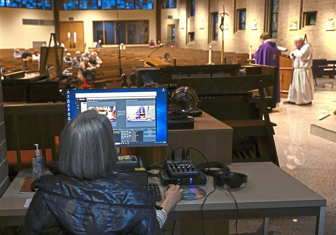 5 years after COVID shuttered houses of worship, many continue online ...