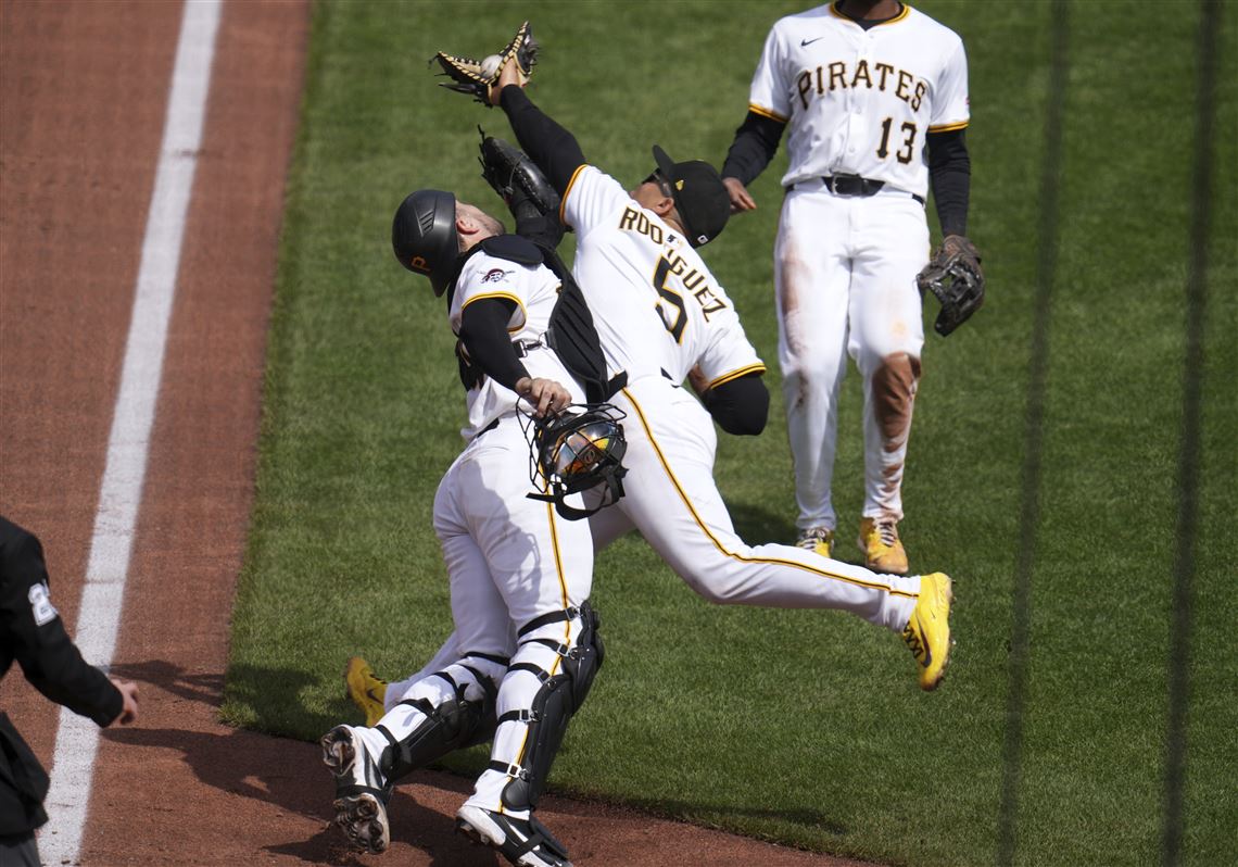 3 takeaways: Ke'Bryan Hayes' defense helps Pirates avoid disaster ...