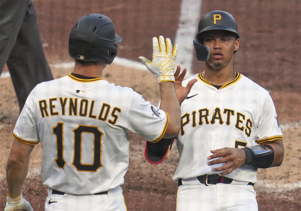 Pirates announce roster moves, newest members to team's Hall of Fame ...
