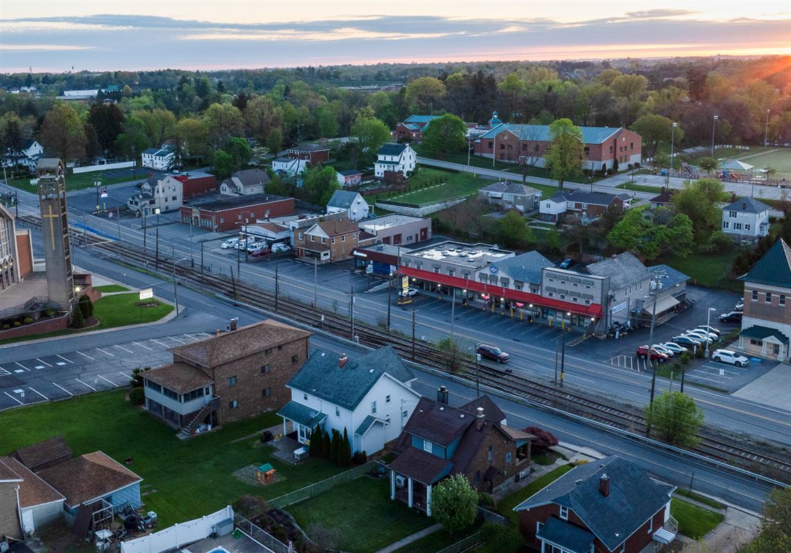 Bethel Park, hometown of would-be Trump assassin Thomas Crooks, remains ...
