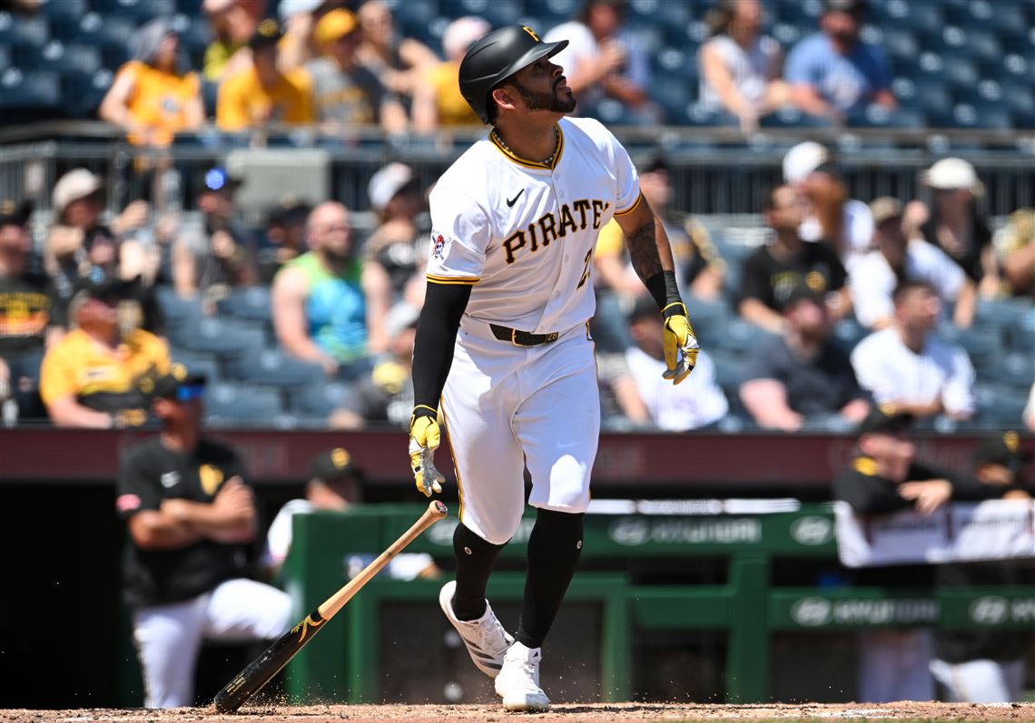 Instant analysis: Five-run fifth, 15-hit day key Pirates to sweep ...