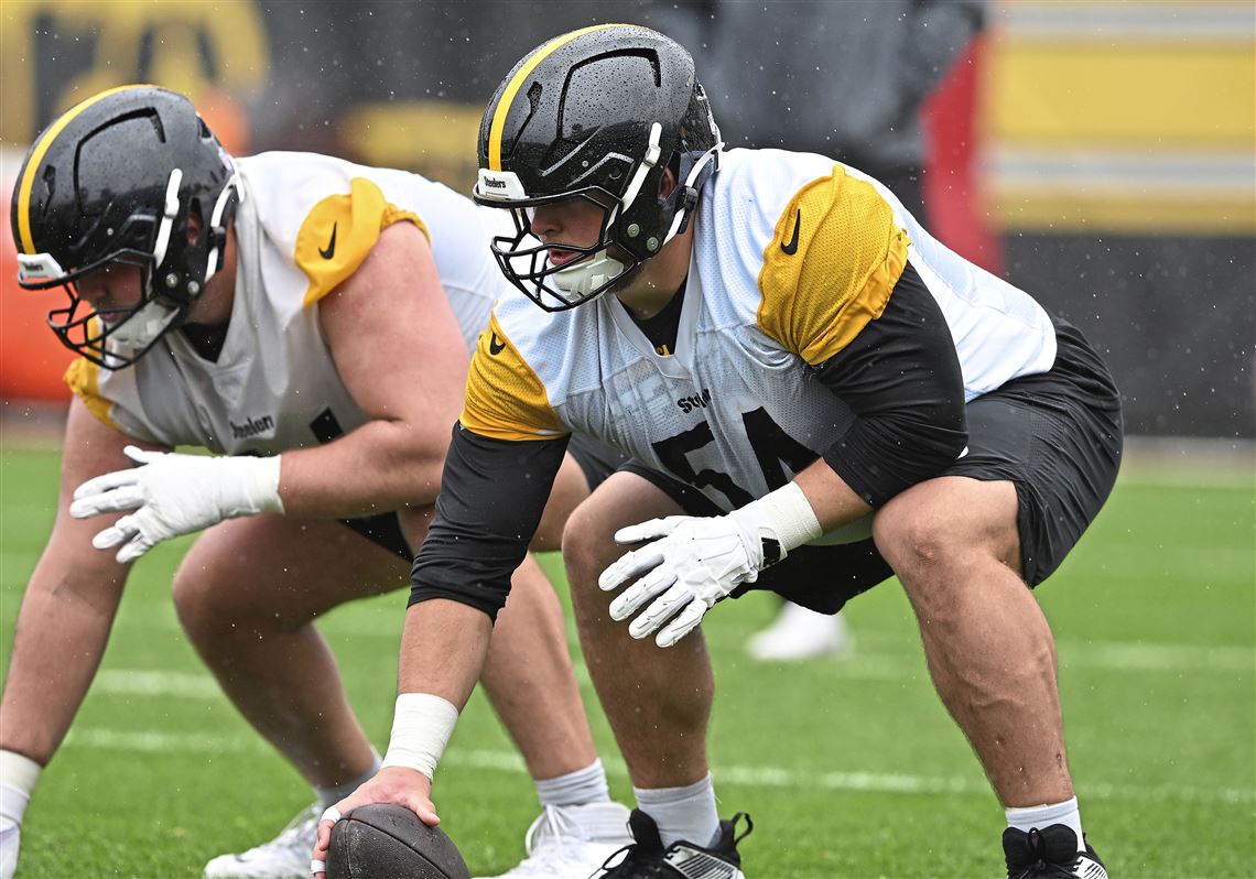 Steelers center Zach Frazier primed for next step as 'quarterback of ...