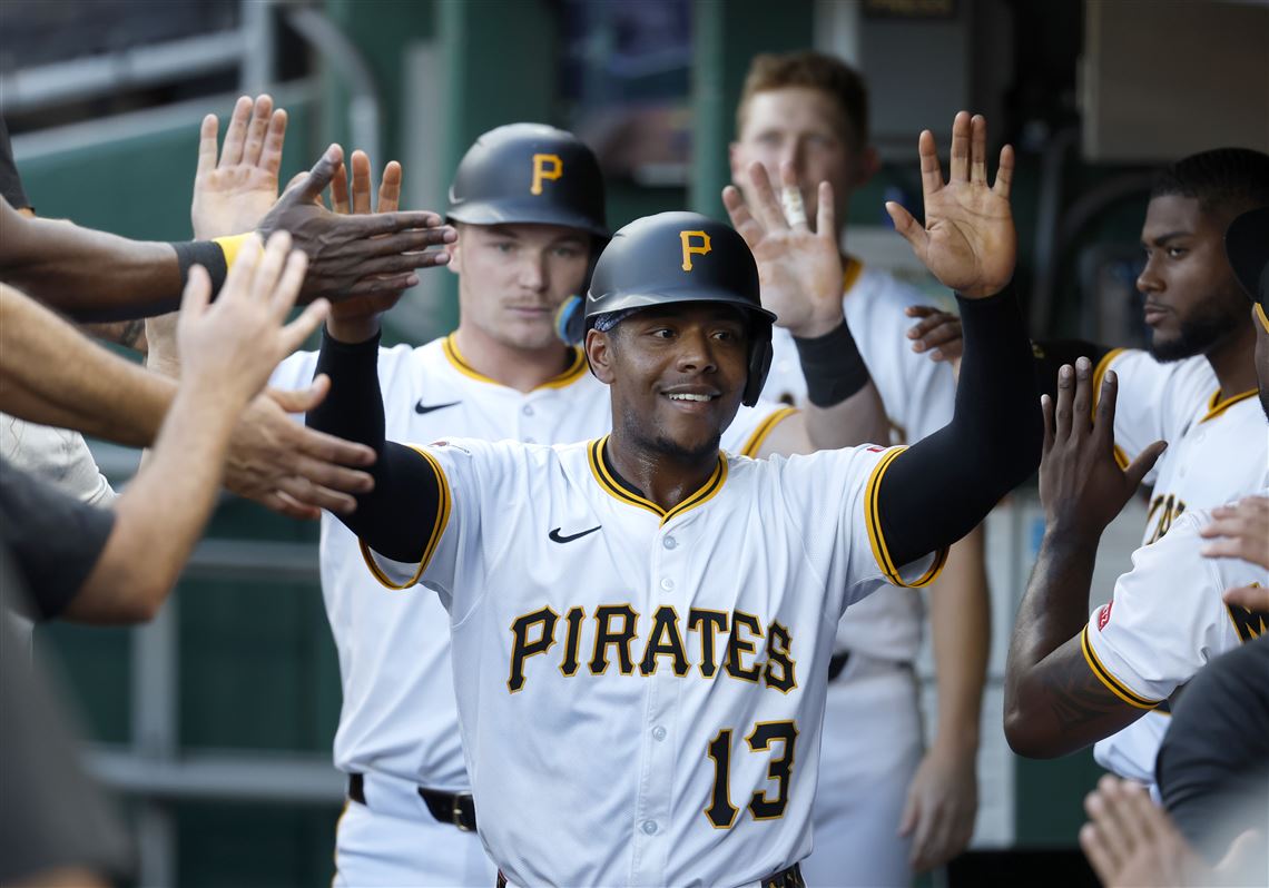 Pirates trade 3B Ke'Bryan Hayes to division rival Reds | Pittsburgh ...
