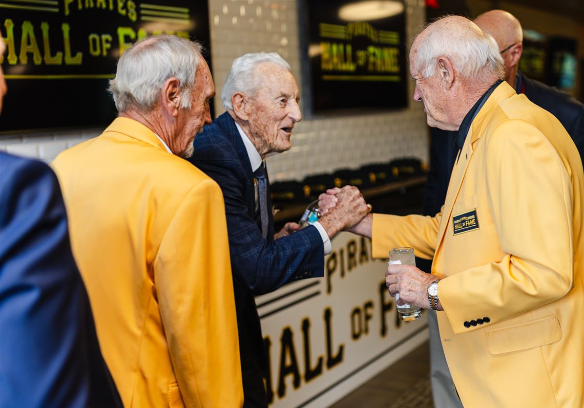 Pirates induct 2025 Hall of Fame class of Vernon Law, Al Oliver and ...